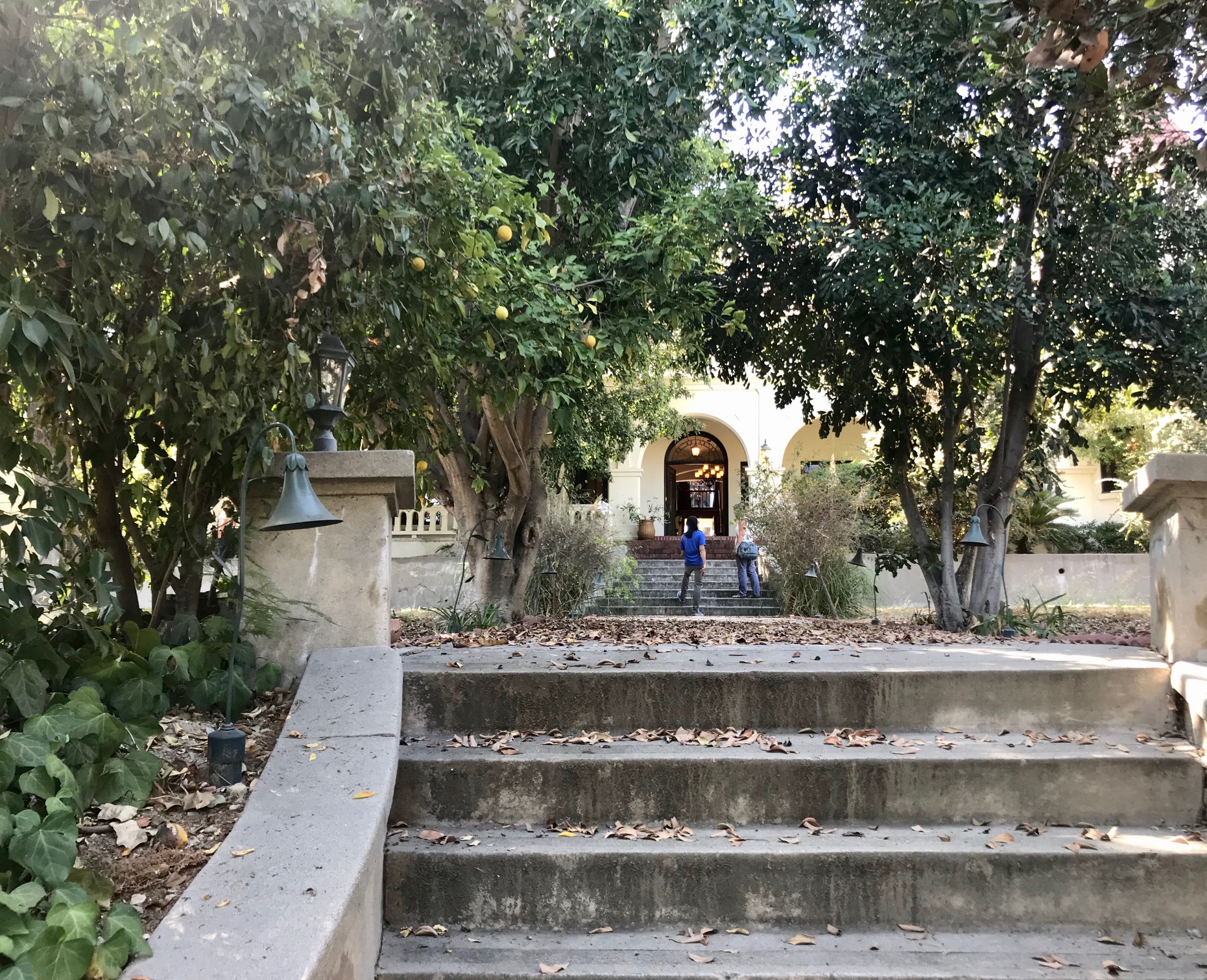 APG Members Enjoy an Insider’s Look at Alhambra’s Pyrenees Castle | The ...